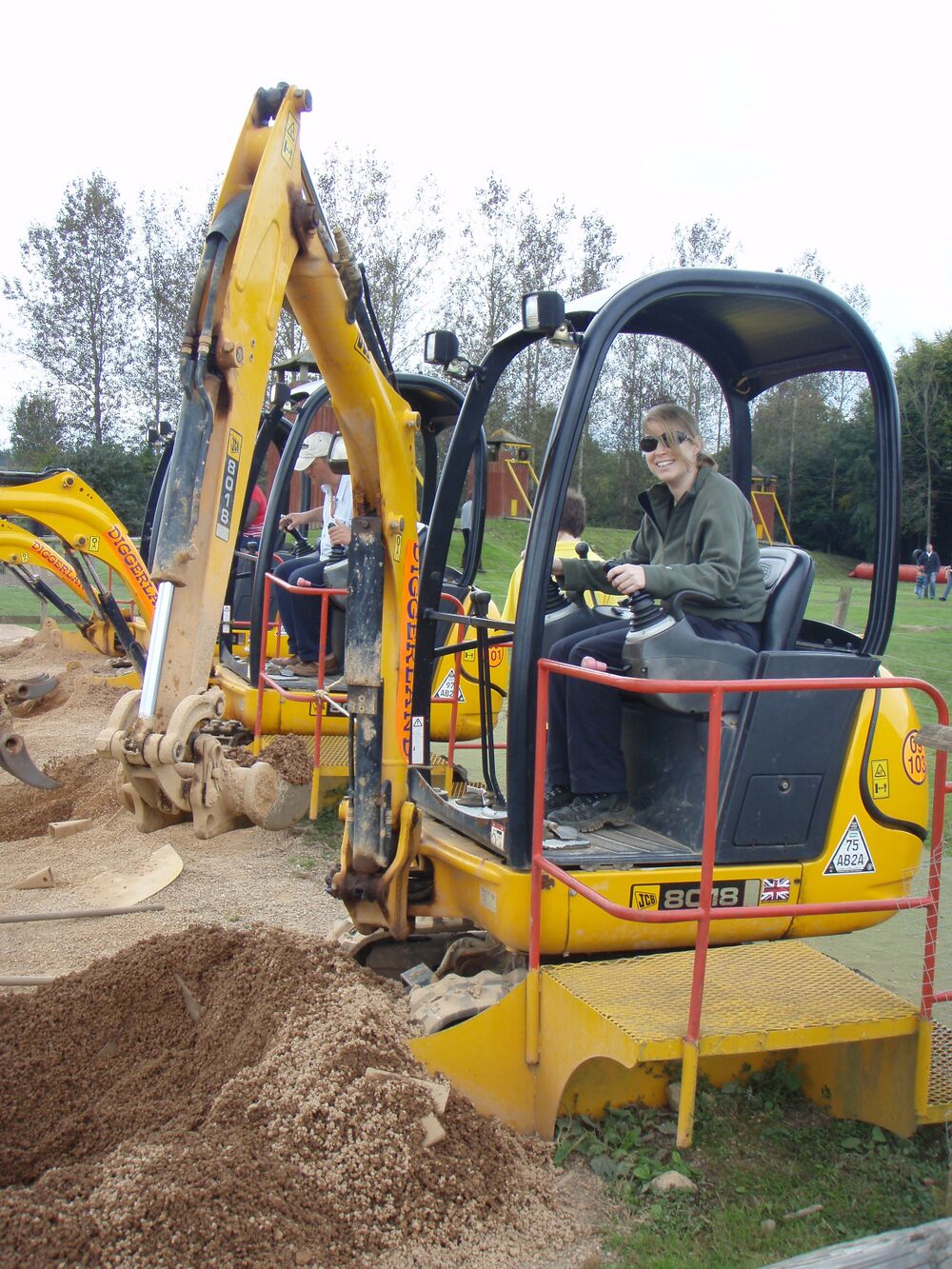 Buried Treasure (Diggerland Devon) - Coasterpedia - The Roller Coaster ...