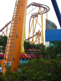 Giant Frisbee (Chimelong Paradise) - Coasterpedia - The Roller Coaster ...