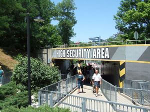 Bat (Kings Island 1993) - Coasterpedia - The Roller Coaster and Flat ...