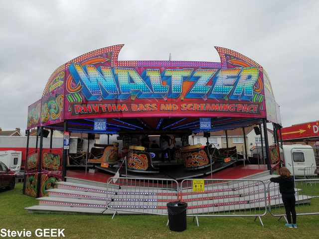 Waltzer (Billy Freeman) - Coasterpedia - The Amusement Ride Wiki