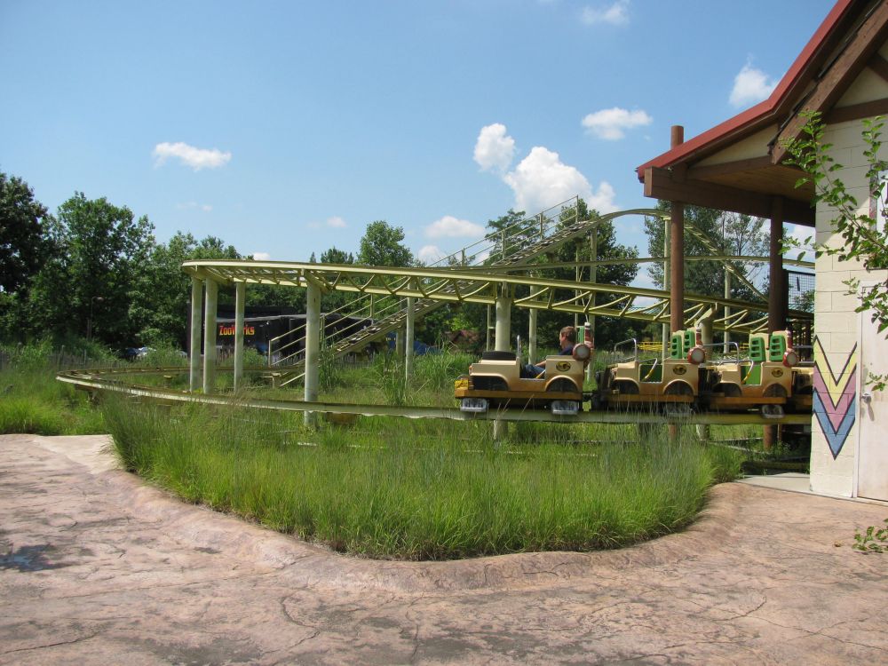 Kombo - Coasterpedia - The Roller Coaster and Flat Ride Wiki