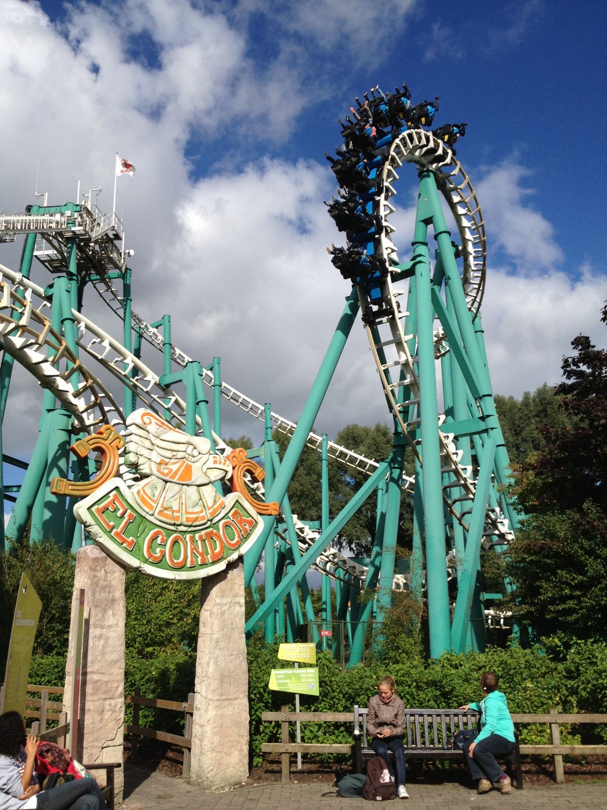Condor (Walibi Holland) - Coasterpedia - The Roller Coaster and Flat ...