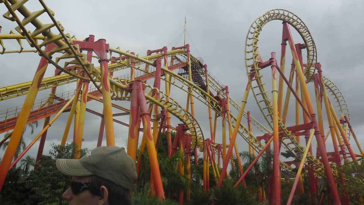 Firewhip - Coasterpedia - The Roller Coaster and Flat Ride Wiki