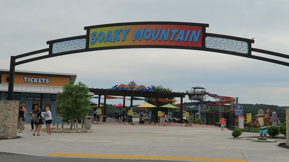 Soaky Mountain Waterpark - Coasterpedia - The Roller Coaster and Flat ...