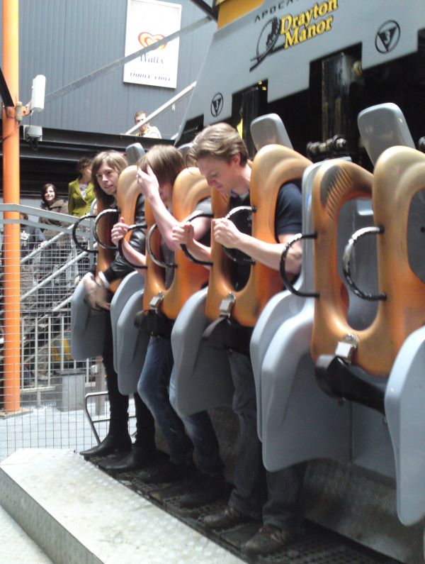 Apocalypse (Drayton Manor) - Coasterpedia - The Roller Coaster and Flat ...