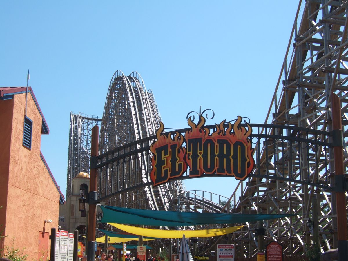 El Toro (Six Flags Great Adventure) - Coasterpedia - The Roller Coaster ...