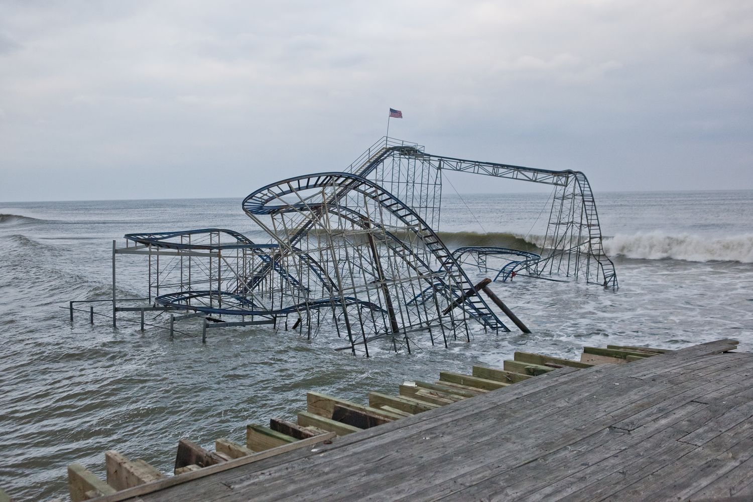 Star Jet (Casino Pier) - Coasterpedia - The Roller Coaster and Flat ...