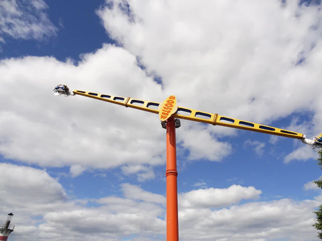 Booster (PowerPark) - Coasterpedia - The Amusement Ride Wiki