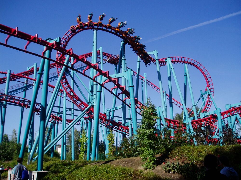 Suspended Looping Coaster Coasterpedia The Roller Coaster And Flat
