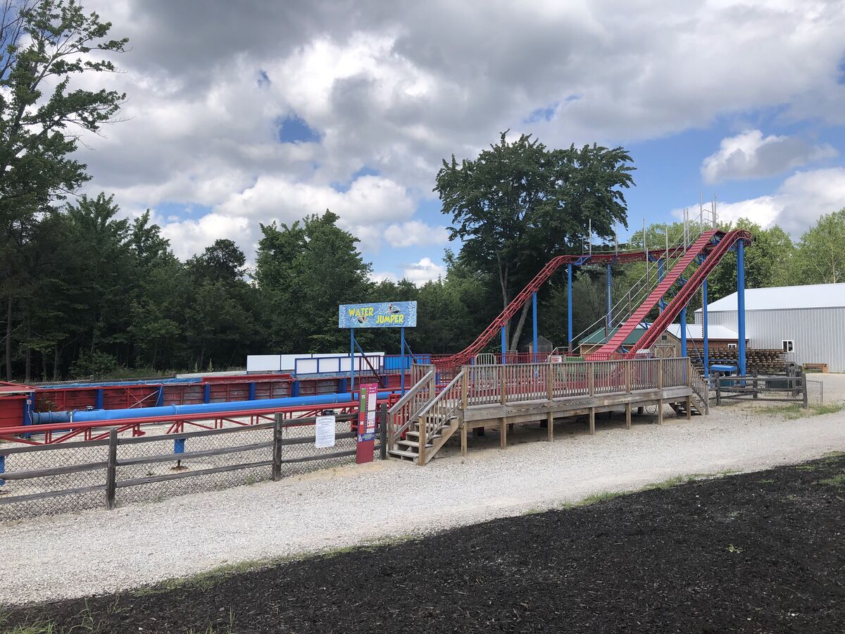 Water Jumper - Coasterpedia - The Roller Coaster and Flat Ride Wiki