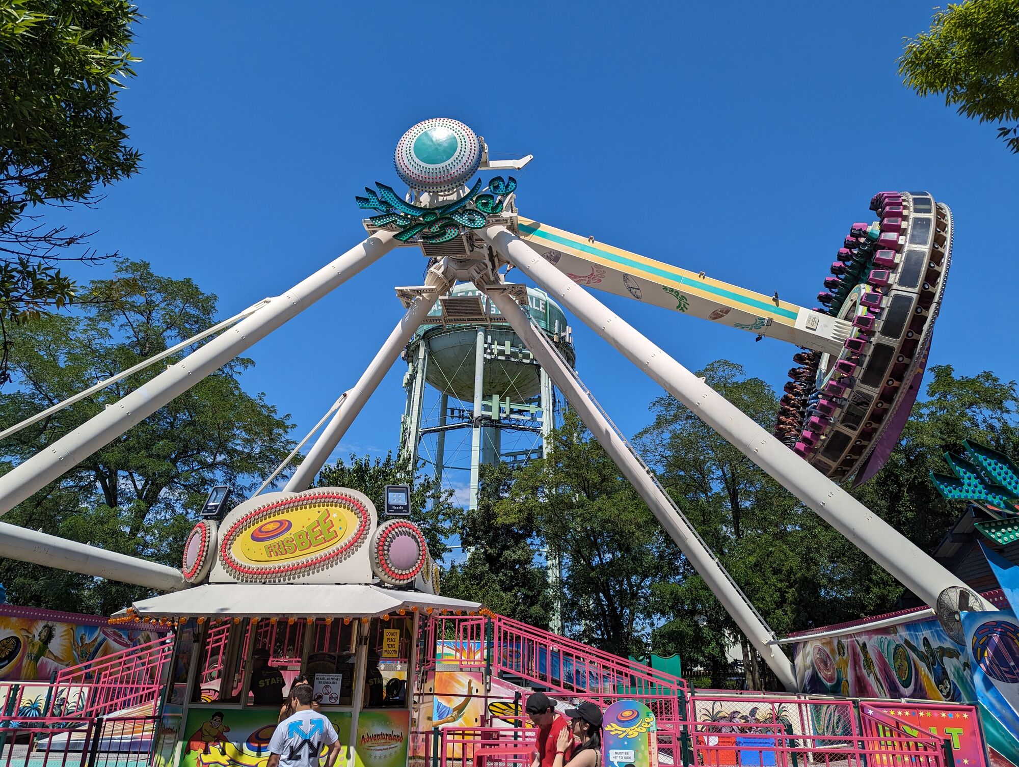 Frisbee (Adventureland) - Coasterpedia - The Roller Coaster and Flat ...