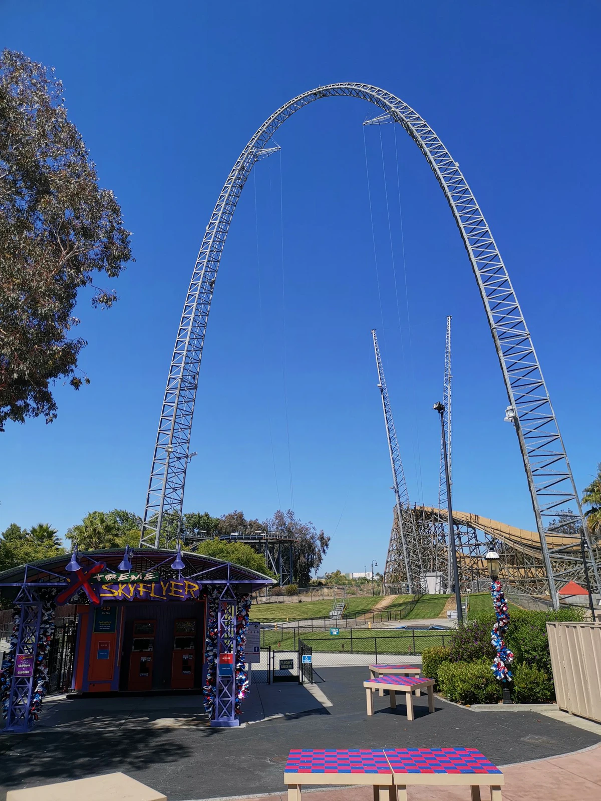 Xtreme Skyflyer Skyblazer™ MV Rides Innovative Thrill Rides And