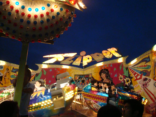 Flipper (Global Fun Carnival) - Coasterpedia - The Amusement Ride Wiki