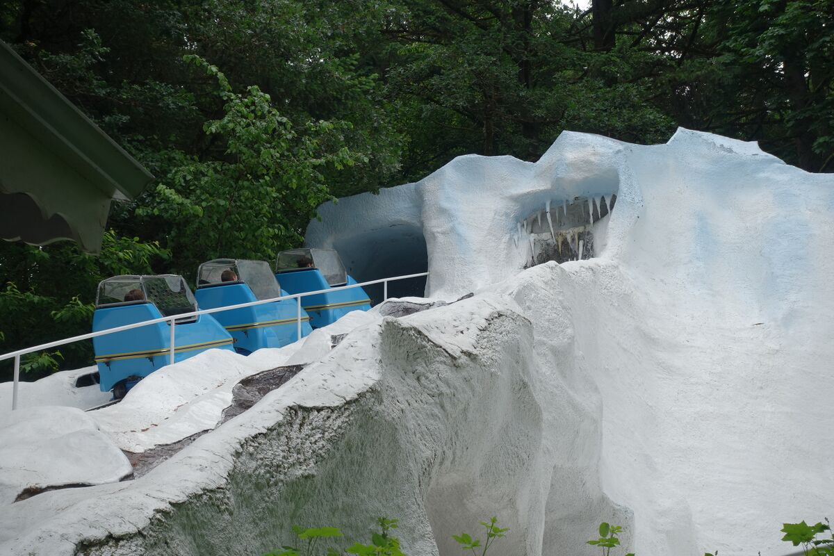 Ice Mountain Bobsled - Coasterpedia - The Roller Coaster and Flat Ride Wiki