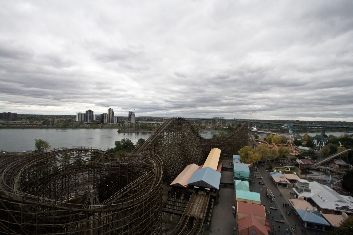 Monstre - Coasterpedia - The Roller Coaster and Flat Ride Wiki