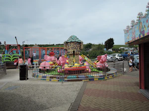 Flying Elephants (Southside Funfair) - Coasterpedia - The Amusement ...