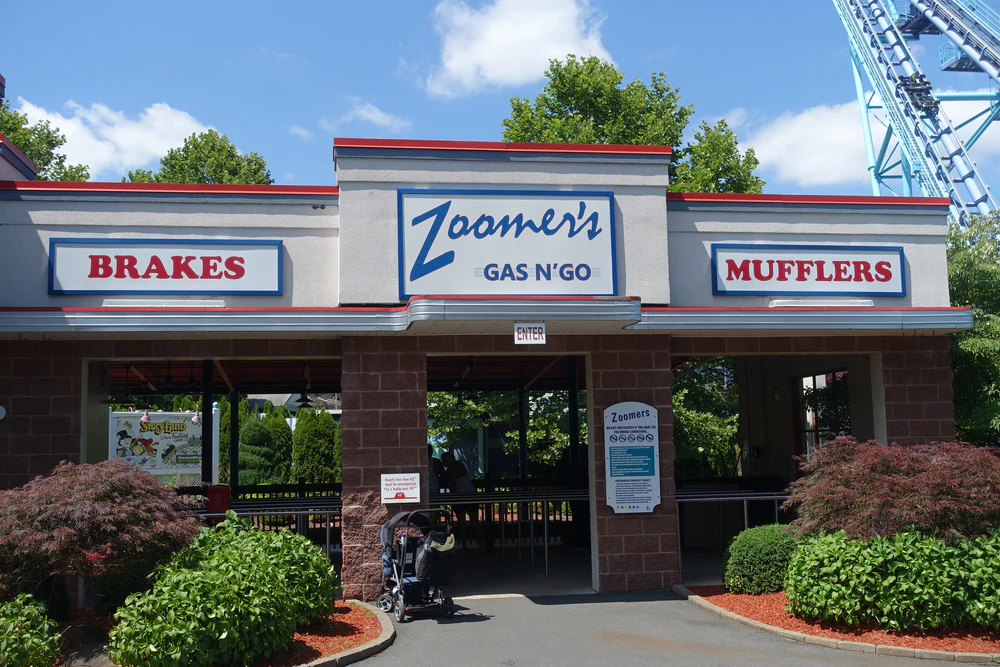 Zoomer's Gas N' Go - Coasterpedia - The Amusement Ride Wiki