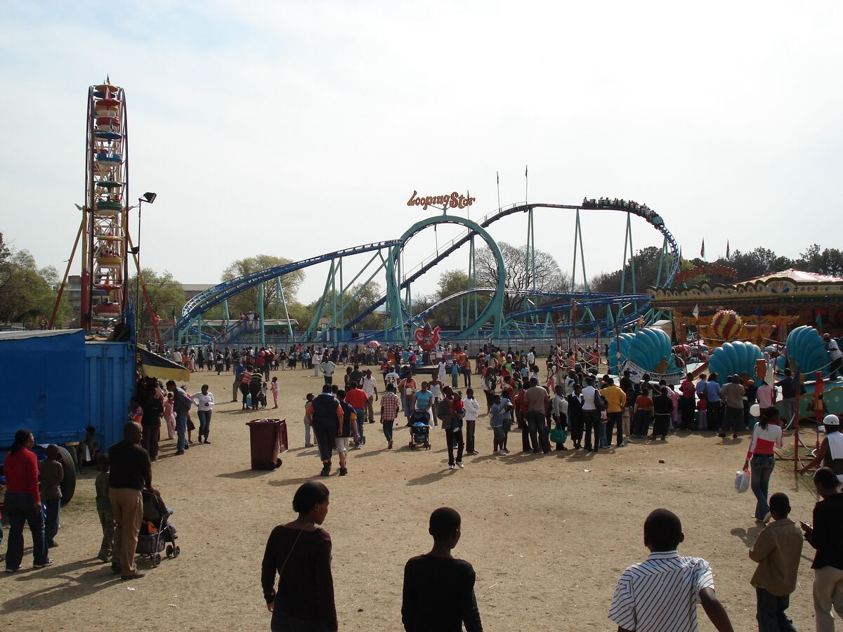 Looping Star (Rand Show) - Coasterpedia - The Roller Coaster and Flat ...