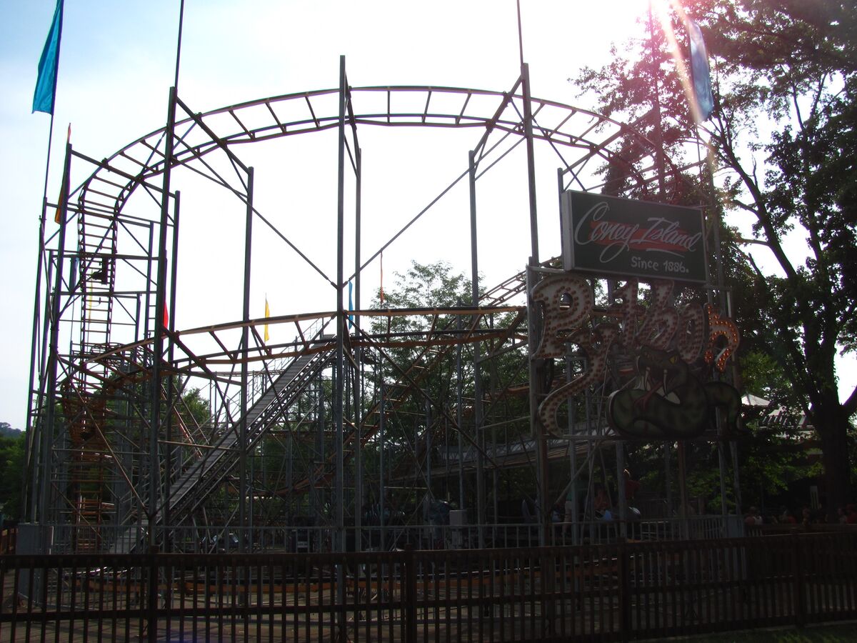 Python (Kissel Entertainment) - Coasterpedia - The Roller Coaster and ...