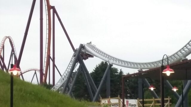 Maxx Force - Coasterpedia - The Roller Coaster and Flat Ride Wiki