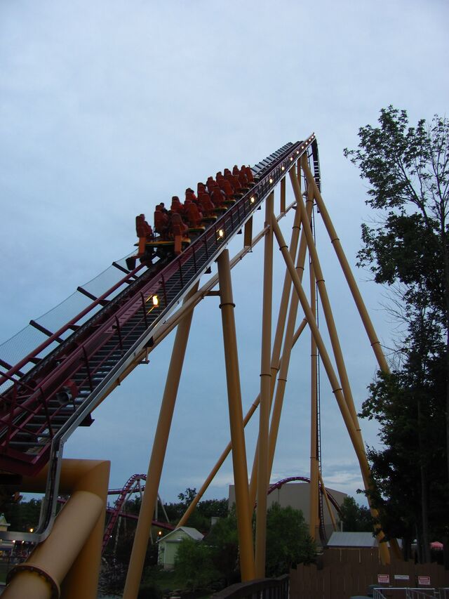 Lift hill - Coasterpedia - The Roller Coaster and Flat Ride Wiki