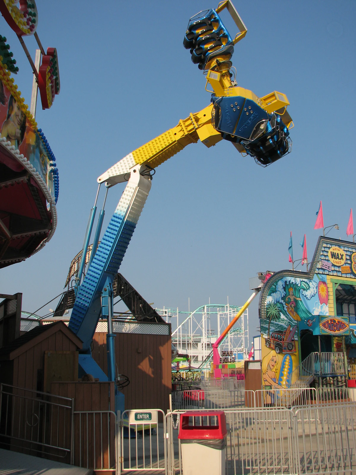Wipe Out (Playland's Castaway Cove) - Coasterpedia - The Amusement Ride ...