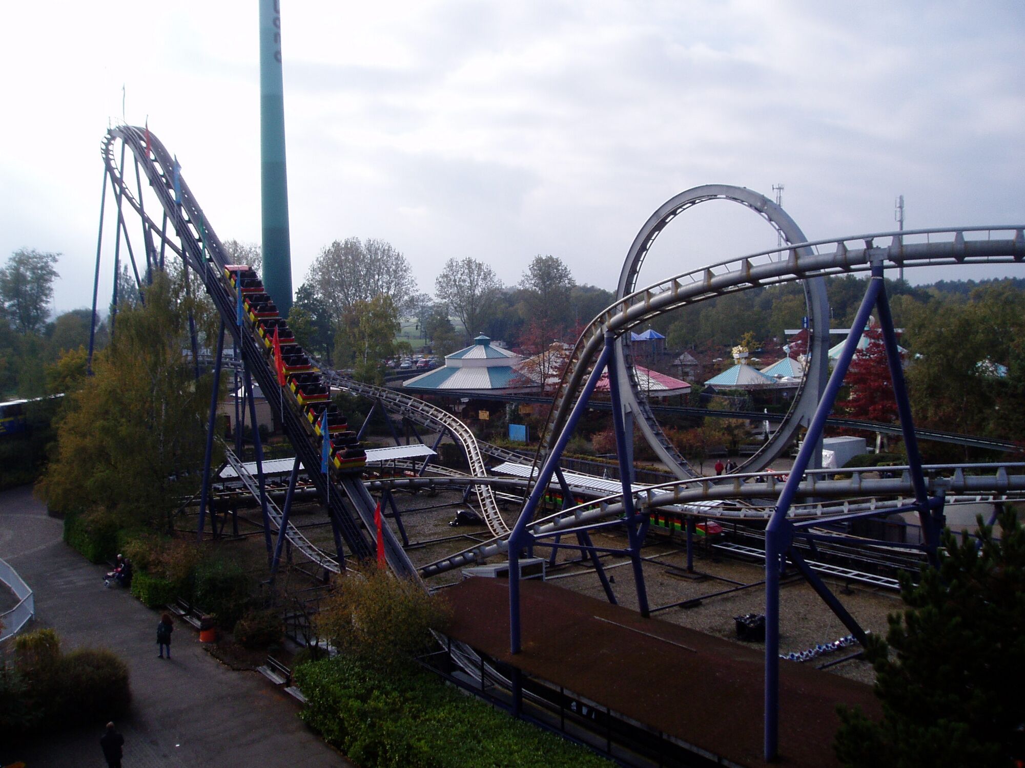 Looping Star (Bobbejaanland) - Coasterpedia - The Roller Coaster and ...