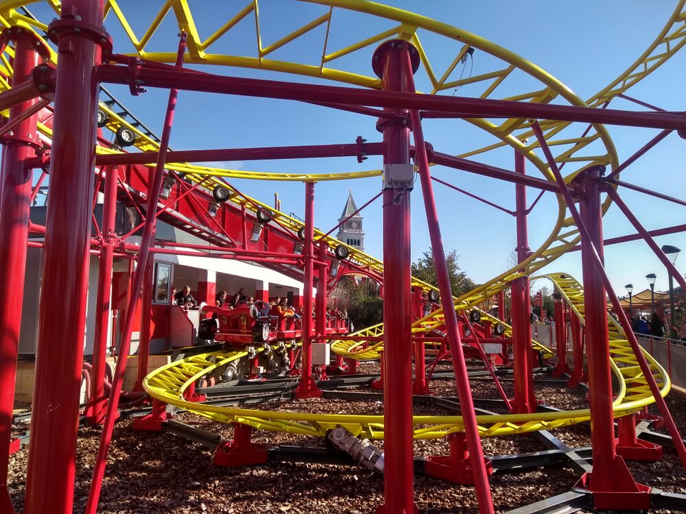 Junior Red Force - Coasterpedia - The Roller Coaster and Flat Ride Wiki