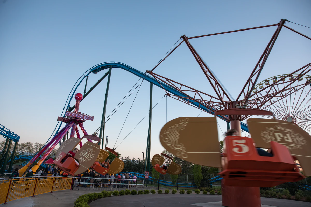 Honeybee Buzzers - Coasterpedia - The Amusement Ride Wiki