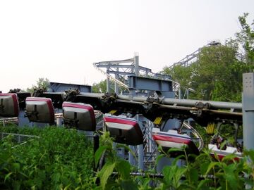 Bat (Kings Island 1993) - Coasterpedia - The Roller Coaster and Flat ...