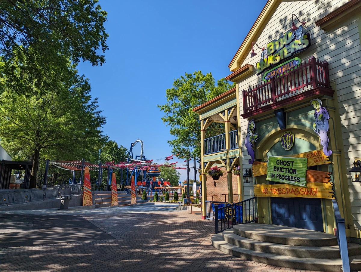 Boo Blasters on Boo Hill (Carowinds) - Coasterpedia - The Amusement ...