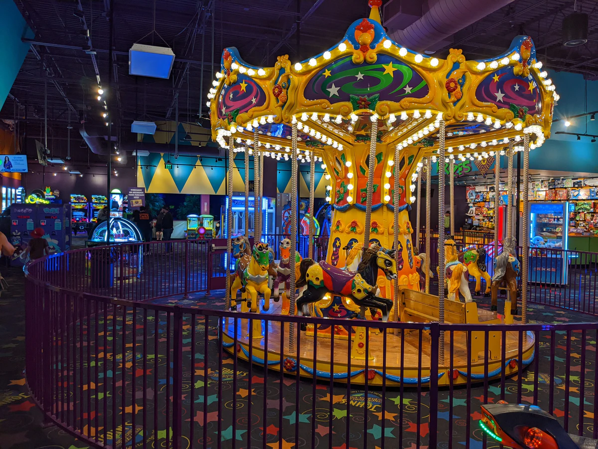 Carousel (Johns Incredible Pizza (Carson, California) - Coasterpedia ...