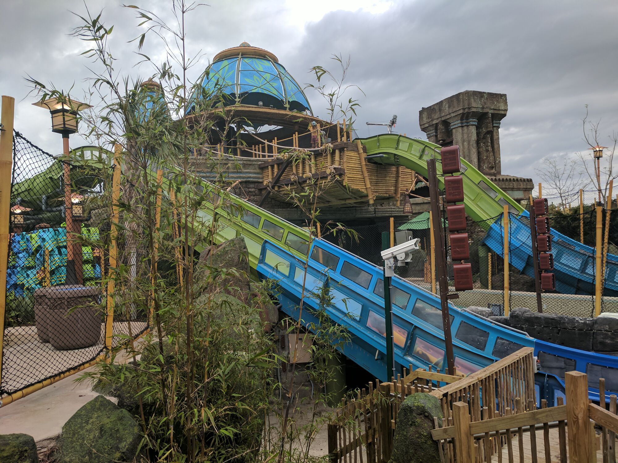 Krakatau Aqua Coaster - Coasterpedia - The Roller Coaster and Flat Ride ...