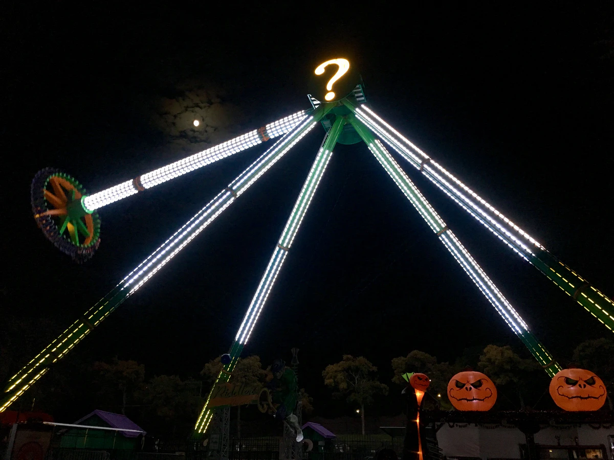 Riddler Revenge (Six Flags Over Texas) - Coasterpedia - The Amusement ...