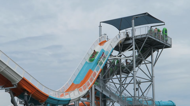 Edge (Soaky Mountain Waterpark) - Coasterpedia - The Roller Coaster and ...