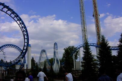 Corkscrew (Valleyfair) - Coasterpedia - The Roller Coaster and Flat ...