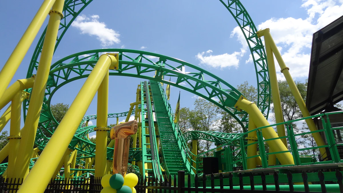 Spinning Coaster (Mack Rides product) - Coasterpedia - The Amusement ...