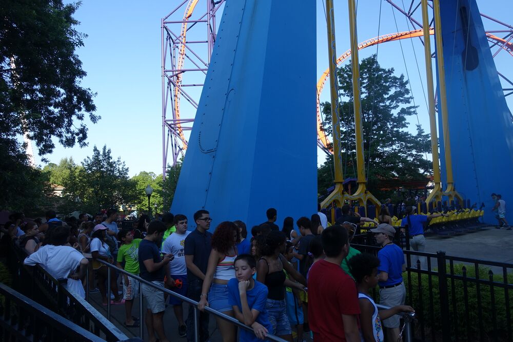 Thunder N' Lightning - Coasterpedia - The Roller Coaster and Flat Ride Wiki