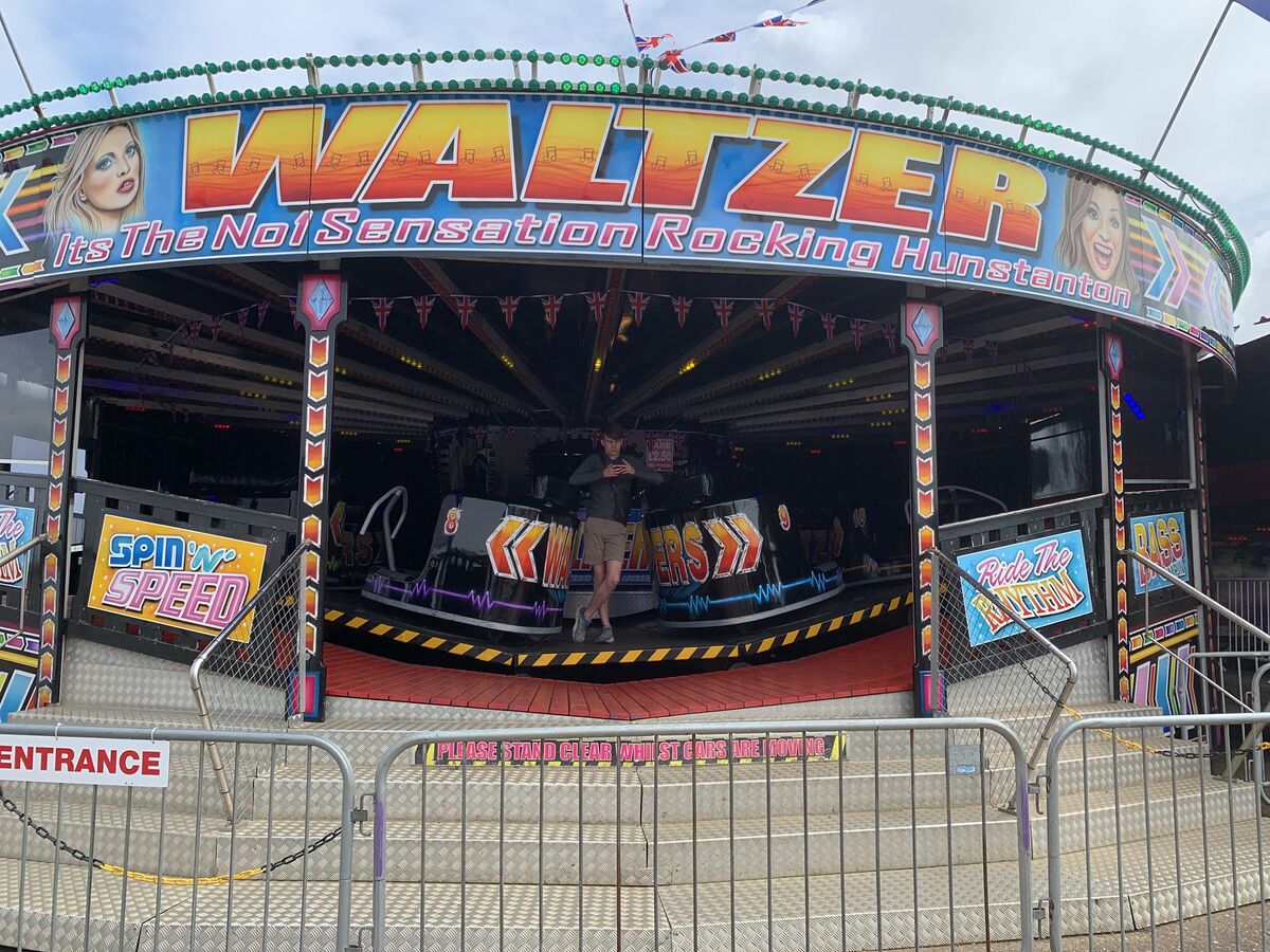 Waltzer (Rainbow Park) - Coasterpedia - The Roller Coaster and Flat ...