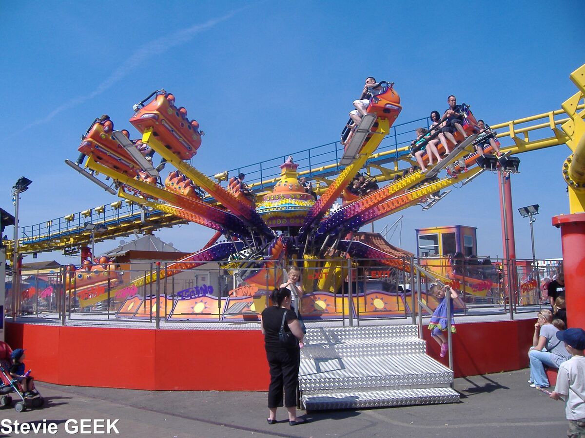 Techno Jump (Fantasy Island) - Coasterpedia - The Roller Coaster and ...