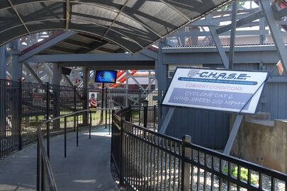 Wicked Cyclone - Coasterpedia - The Roller Coaster and Flat Ride Wiki